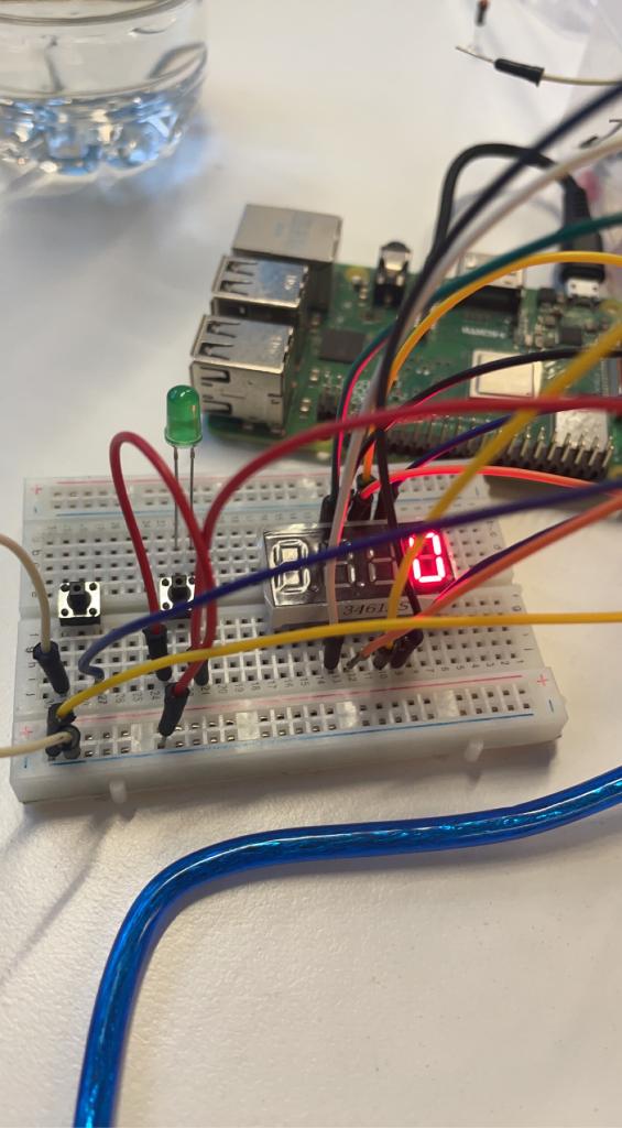 Solved Hello, i have a simple question, i have written this | Chegg.com