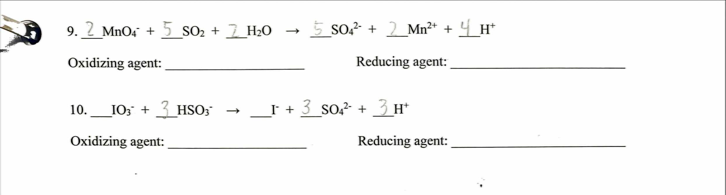 Solved 6. 2 MnO4 + 3 NO2 + ZH 2 MnO2 + 3 NO3- + H2O | Chegg.com