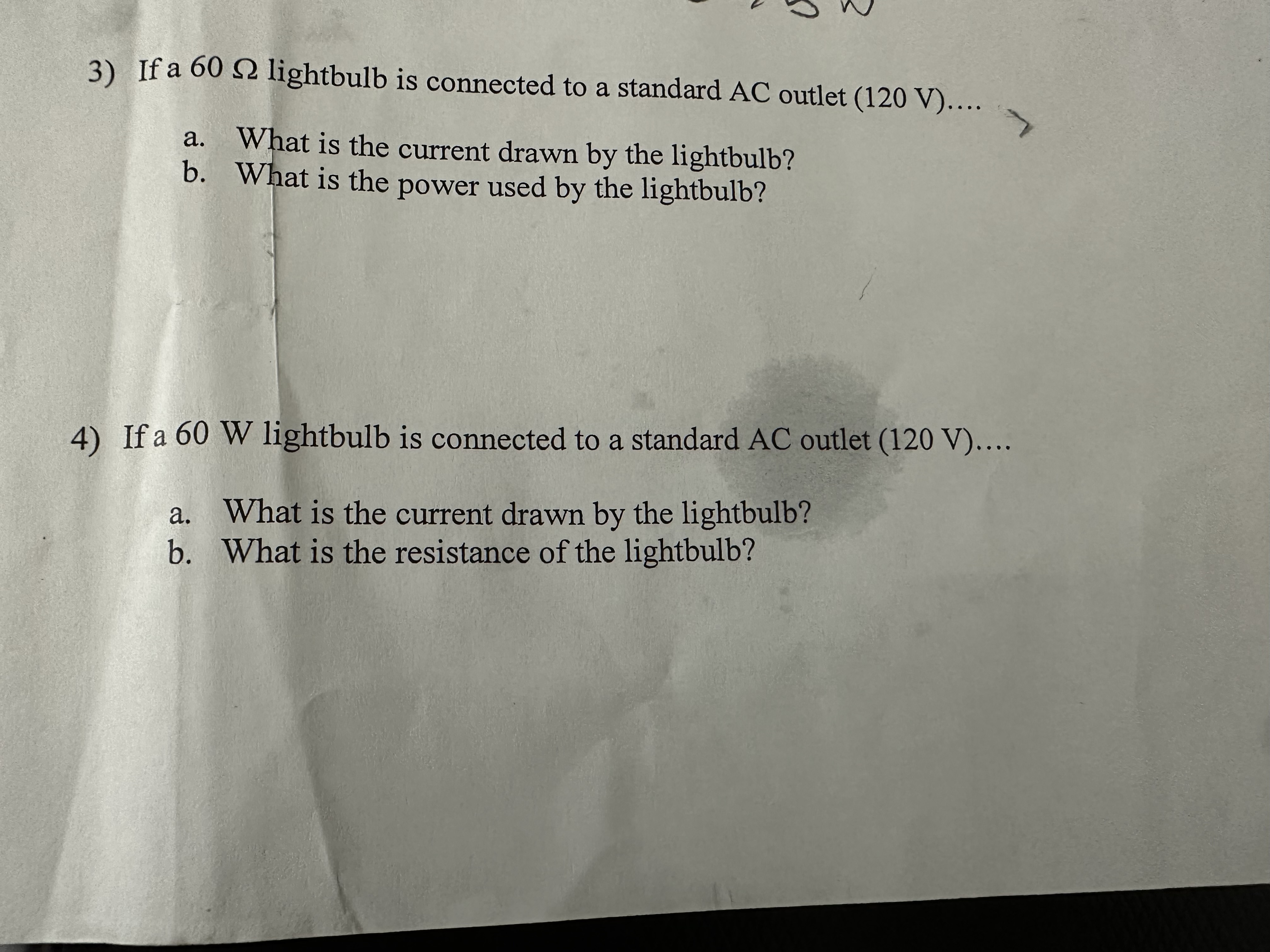 Solved 3) If a 60Ω lightbulb is connected to a standard AC | Chegg.com