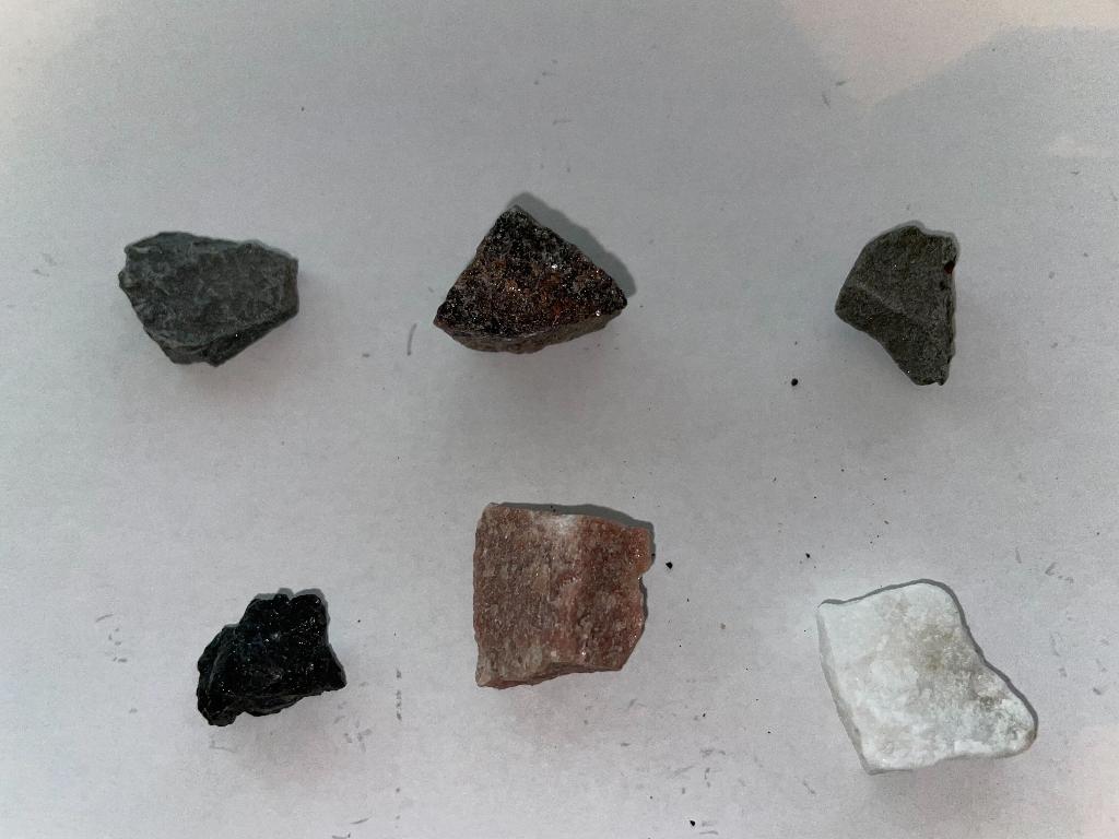 Solved The metamorphic rocks in our Mineral Kits are: | Chegg.com