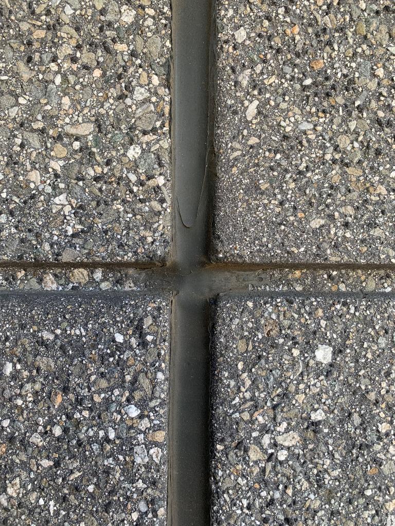 Solved If you look at the cladding joints pictures, what can | Chegg.com