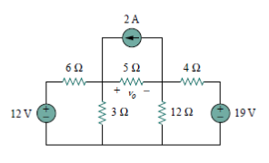 Solved Determine Vo en el circuito usando el principio de | Chegg.com
