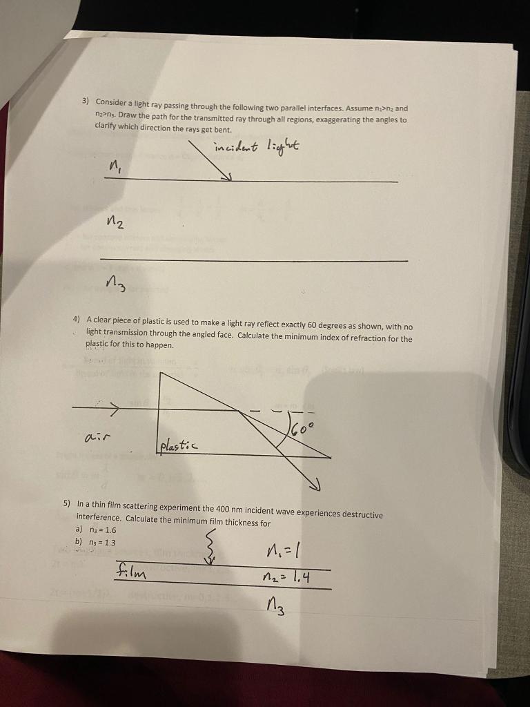 Solved 3) Consider a light ray passing through the following | Chegg.com