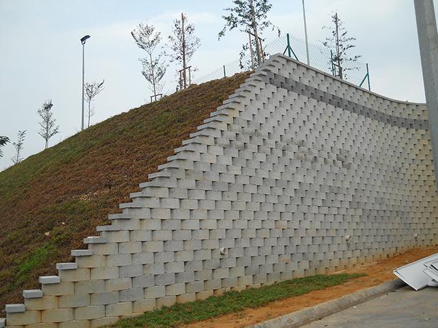 Solved In civil engineering, retaining wall is a types of | Chegg.com