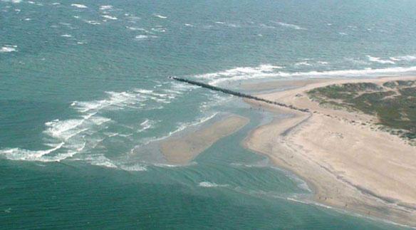 Solved 1. What major shoreline feature are you seeing | Chegg.com