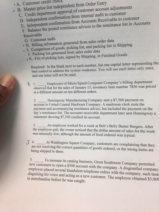 Solved As an added convenience to her customers, M elanie | Chegg.com