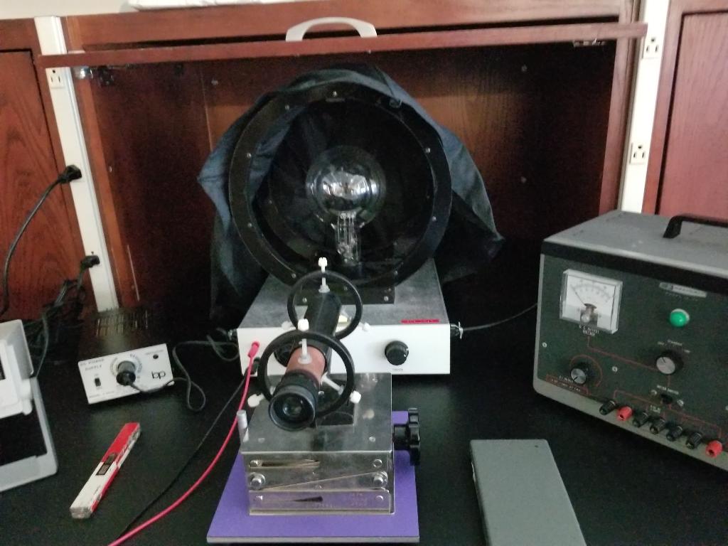 This is a e/m Lab. Please help answer all the blanks | Chegg.com