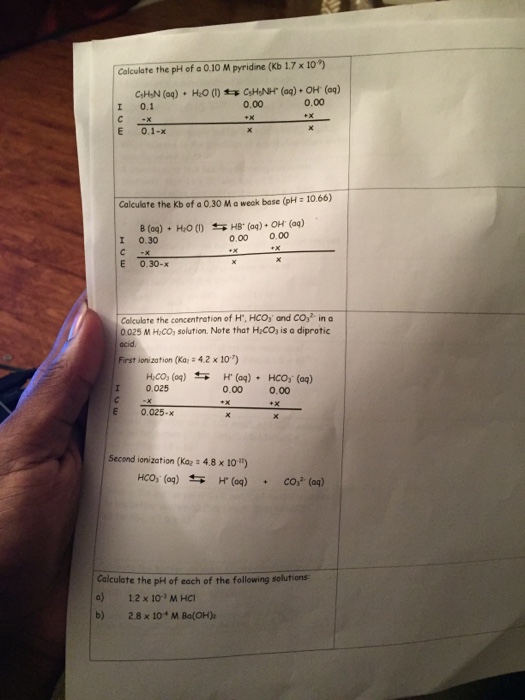 Solved Calculate the pH of a 0.10 M pyridine (Kb 1.7 x 10) | Chegg.com