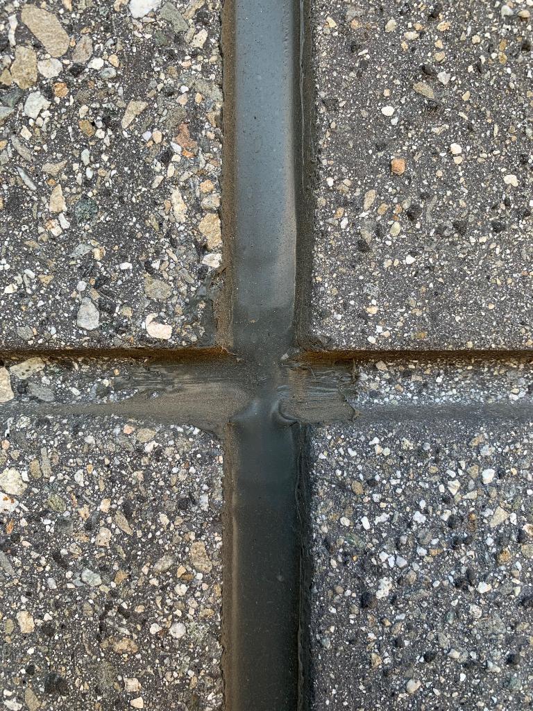 Solved If you look at the cladding joints pictures, what can | Chegg.com