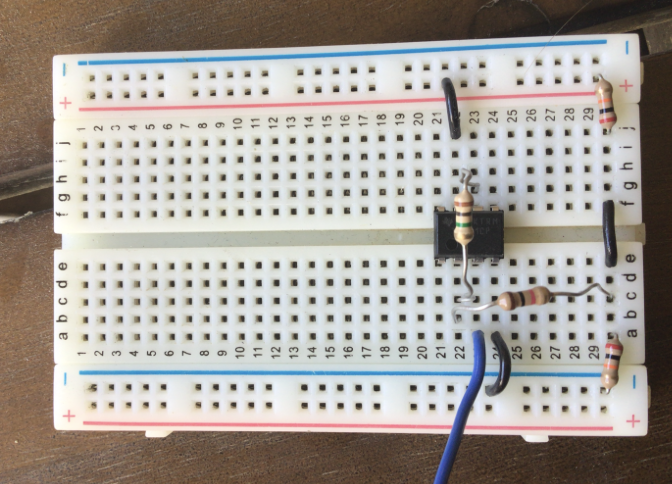 Solved The following picture shows an op amp circuit with | Chegg.com