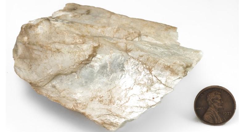 Solved Striations (crystal twinning) Sample 2 Streak: | Chegg.com