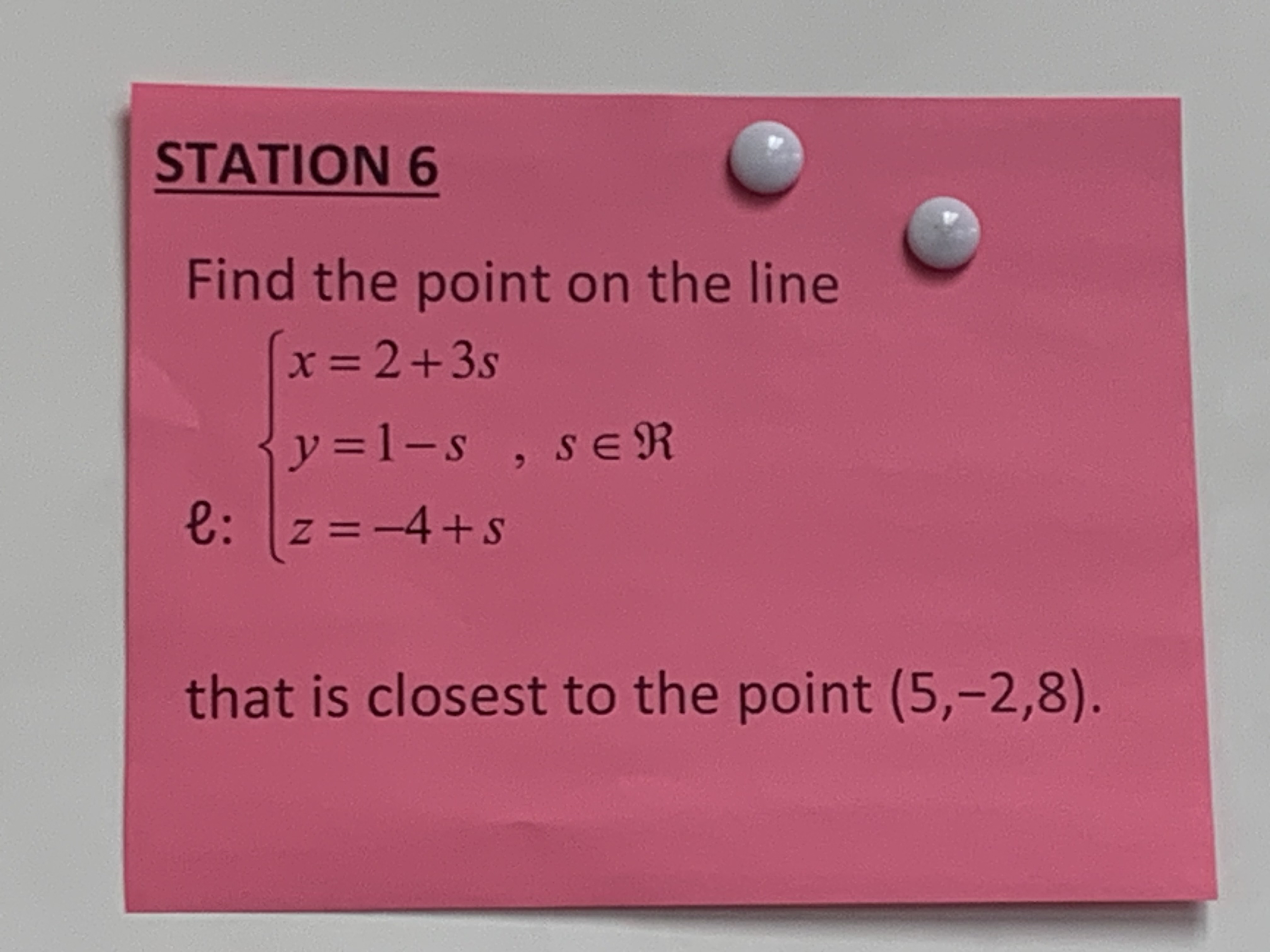 Solved Find the point on the line e: | Chegg.com