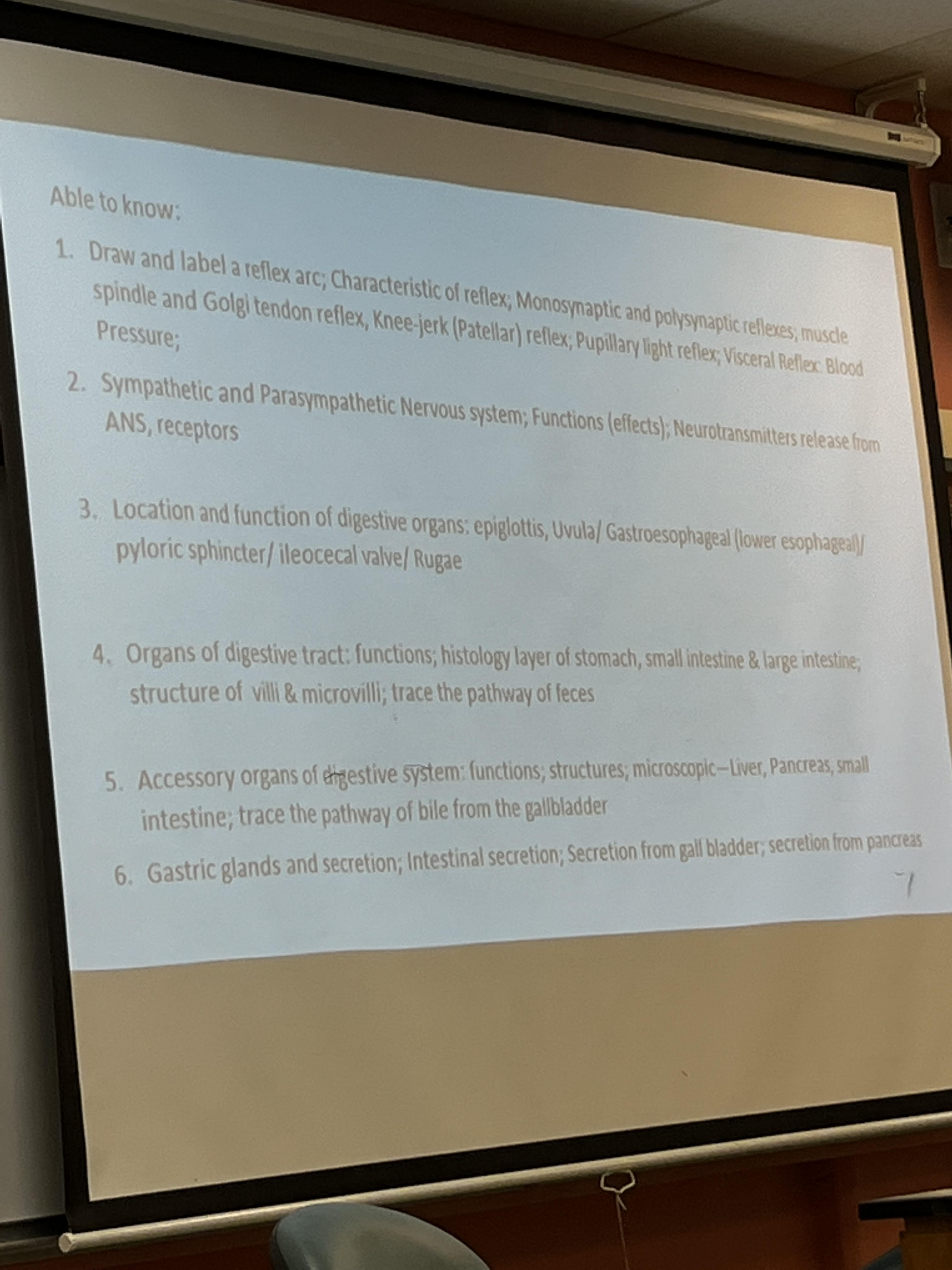 Able to know 1. Draw and label a reflex arc; | Chegg.com
