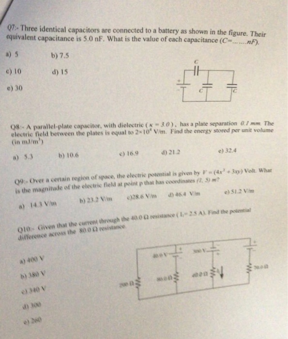 Solved Q7-Three identical capacitors are connected to a | Chegg.com