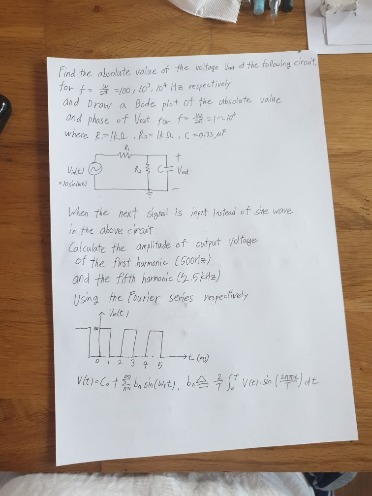 Solved Find the absolute value of the voltage Vout of the | Chegg.com