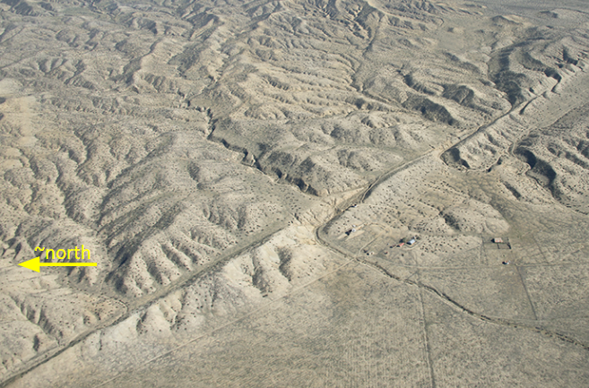 Solved Based on the offset of this streambed, is the San | Chegg.com