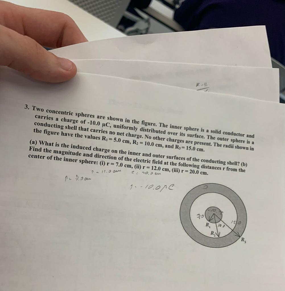 Solved 3. Two concentric spheres are shown in the figure. | Chegg.com