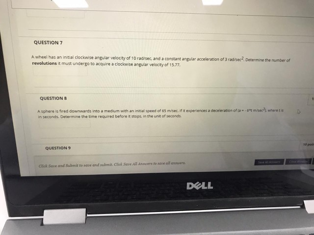 Solved QUESTION 7 A wheel has an initial clockwise angular | Chegg.com