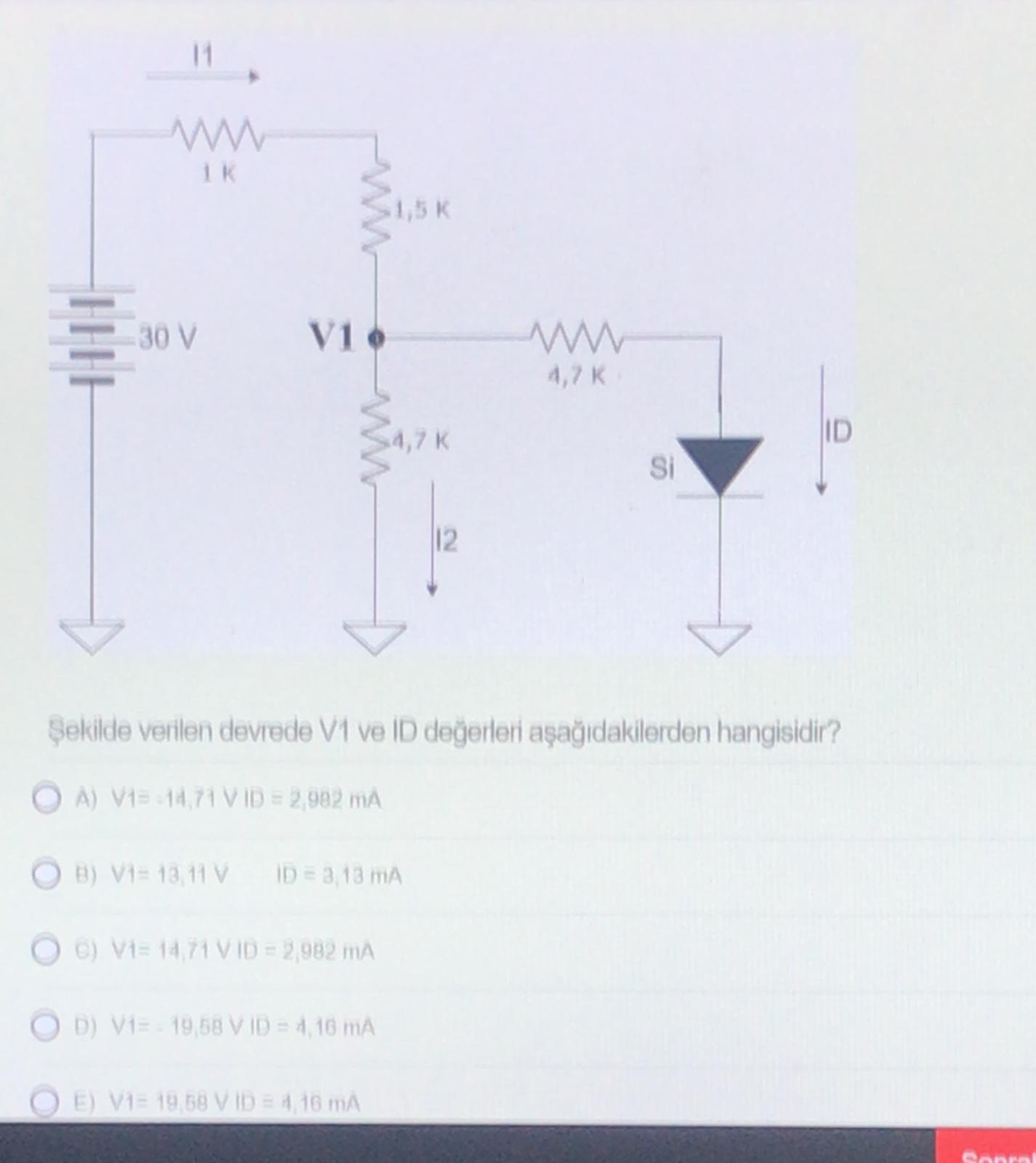 Solved Translation:Given the circuit below what are the | Chegg.com