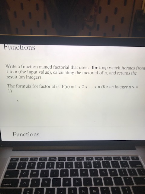 Solved Functions Write A Function Named Factorial That Uses 1715