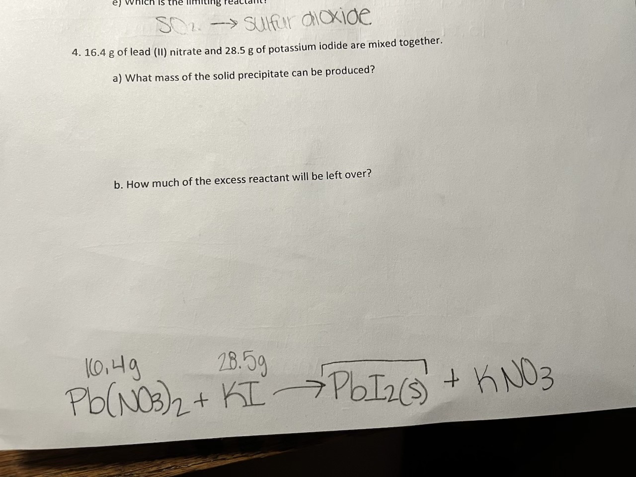 Solved b. How much of the excess reactant will be left over? | Chegg.com