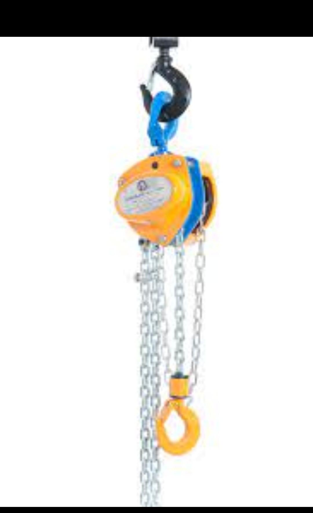 Solved Our teacher asked us to design a chain hoist. for | Chegg.com