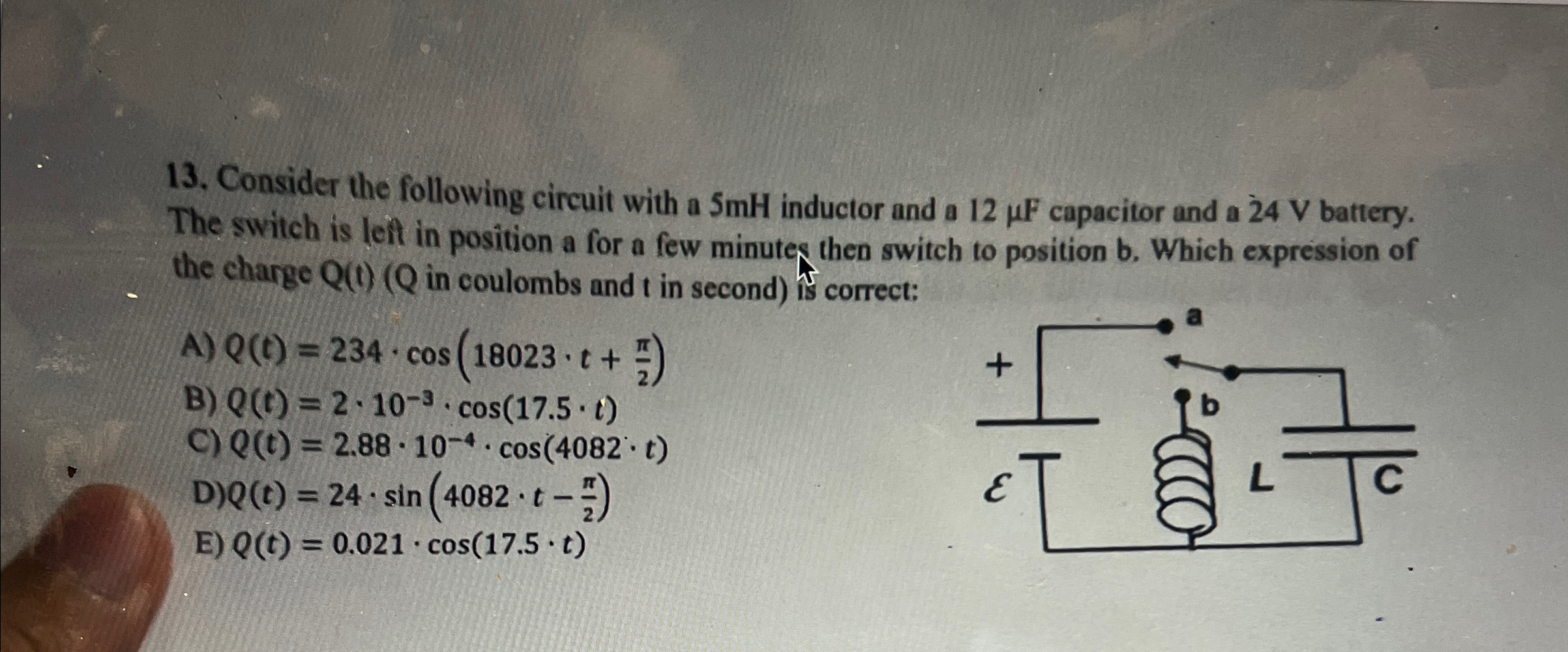 Solved Consider the following circuit with a 5mH ﻿inductor | Chegg.com