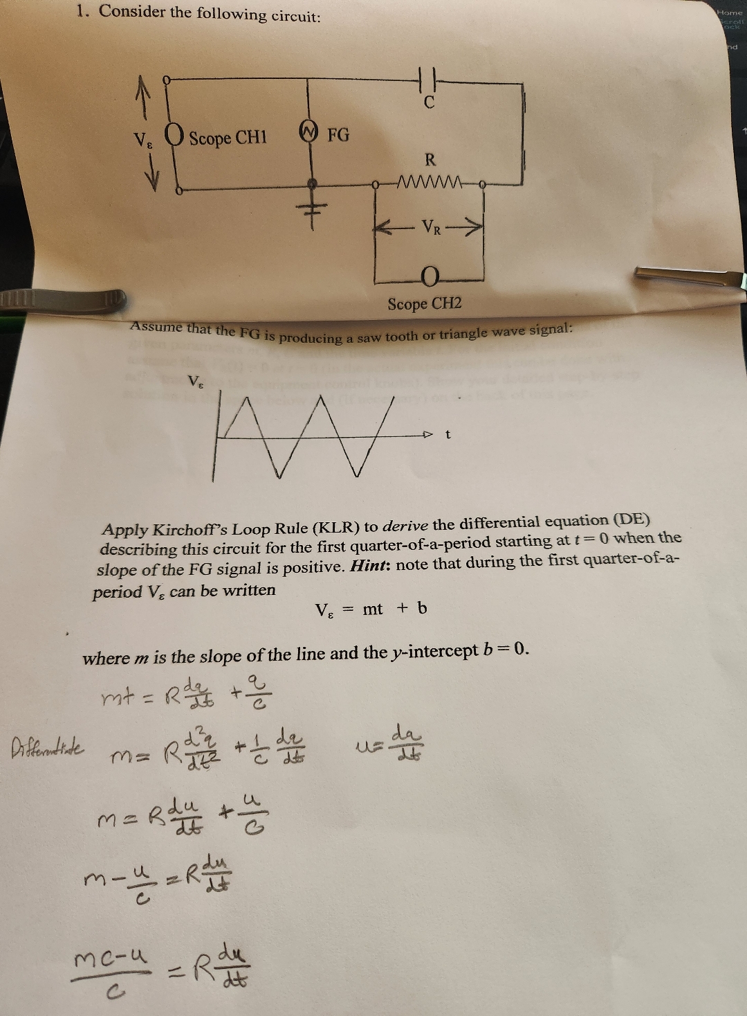 Solved Consider the following circuit:Assume that the FG is | Chegg.com