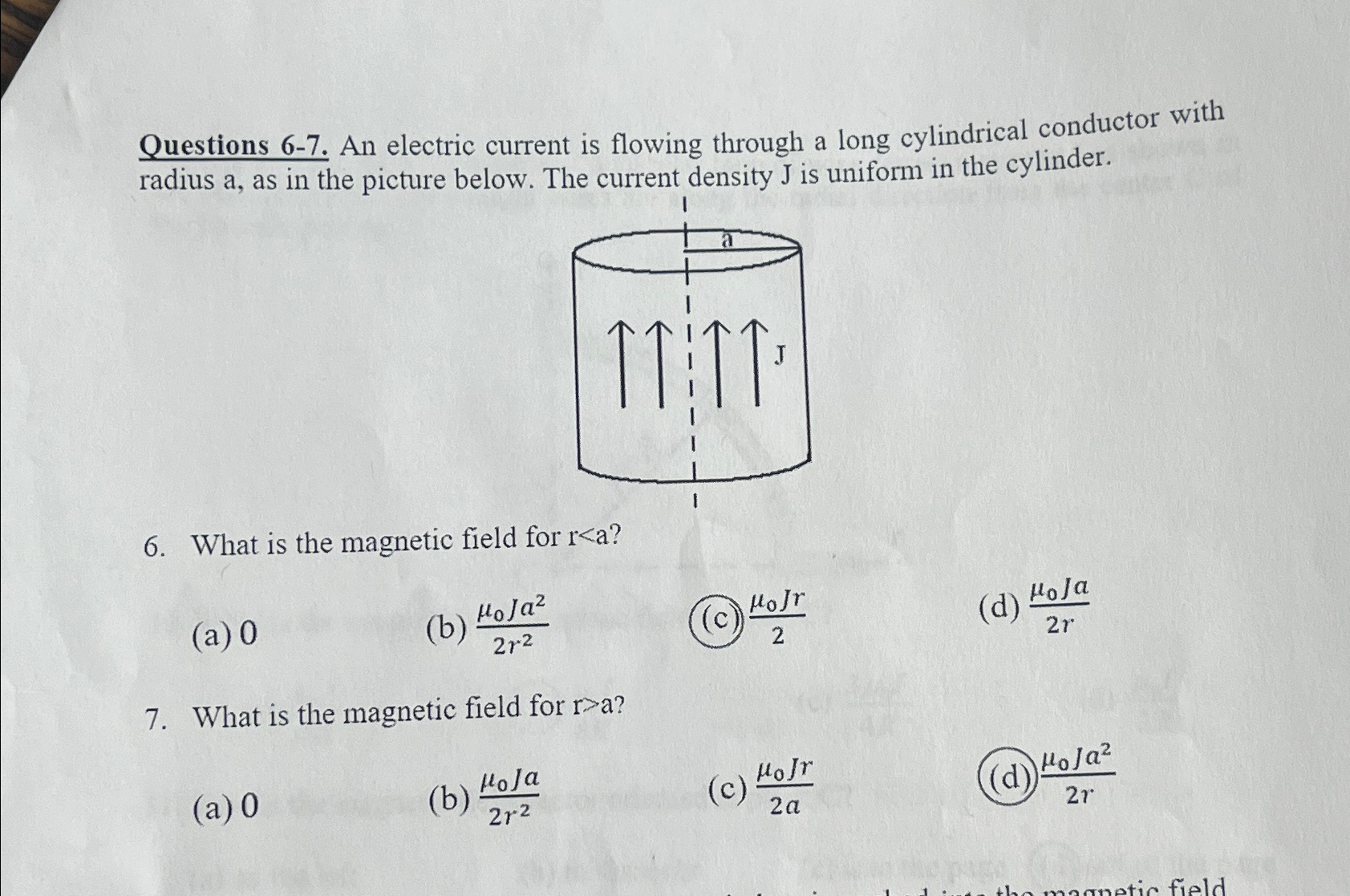 Solved Questions 6-7. ﻿An electric current is flowing | Chegg.com