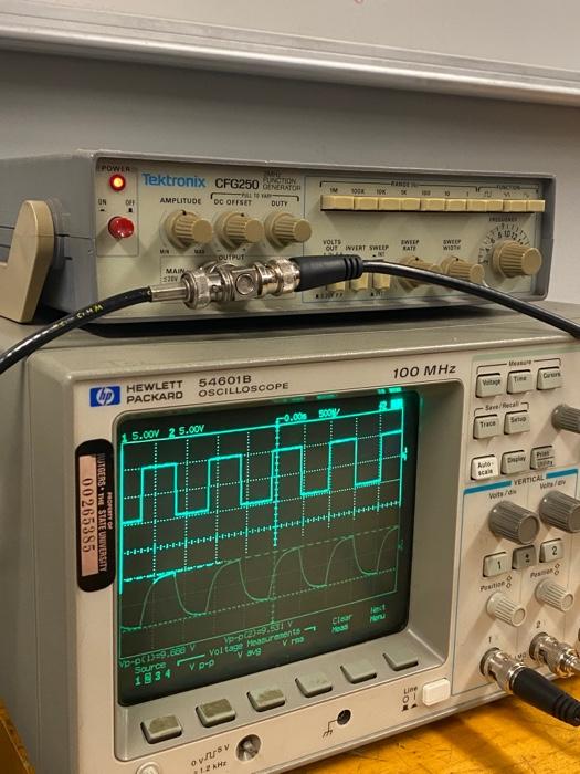 Edit question High Pass Filter 0.1 kHz 1 kHz | Chegg.com Edit question High Pass Filter 0.1 kHz 1 kHz | Chegg.com