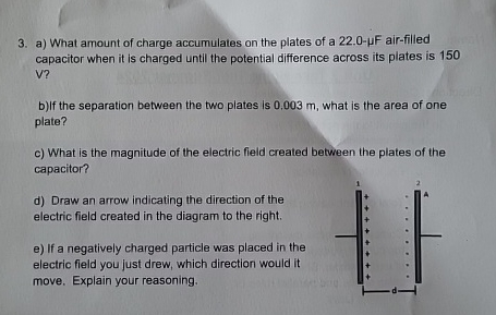 Solved a) ﻿What amount of charge accumulates on the plates | Chegg.com