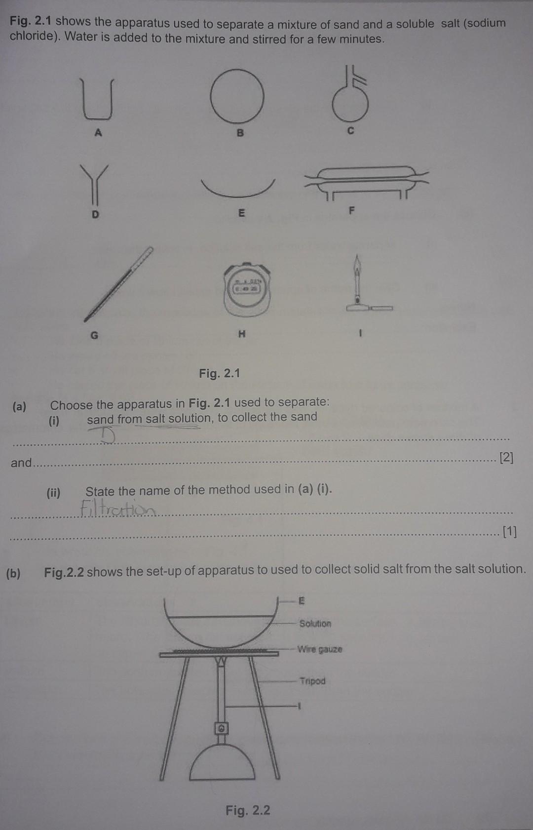 Solved Fig. 2.1 shows the apparatus used to separate a | Chegg.com