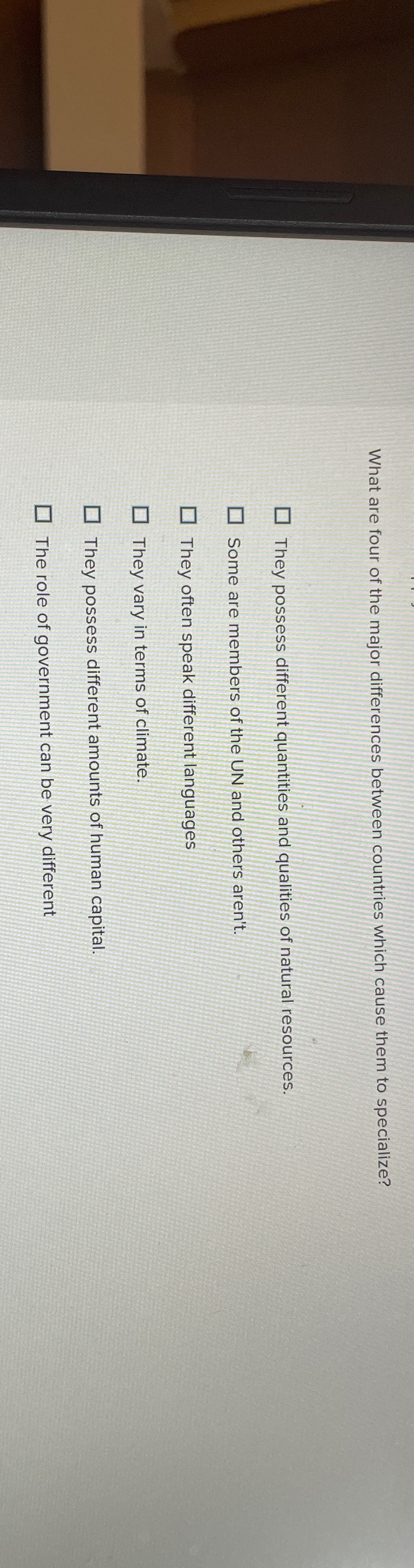 Solved What are four of the major differences between | Chegg.com
