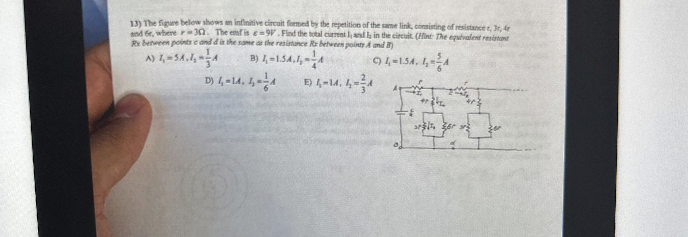 Solved The figure below shows an infinitive circuit formed | Chegg.com