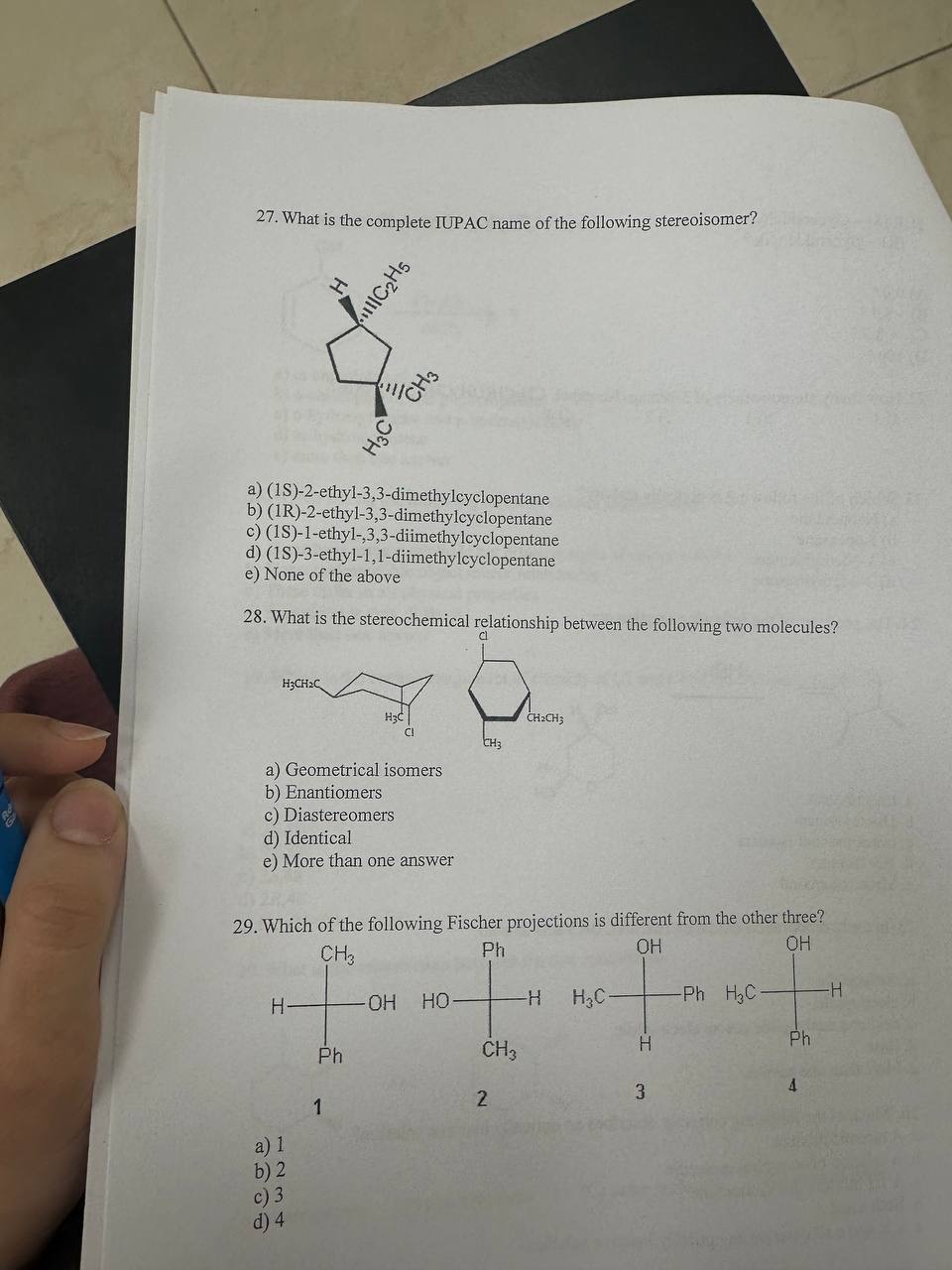 Solved What is the complete IUPAC name of the following | Chegg.com