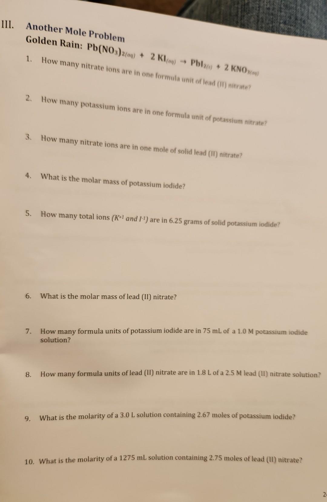 Solved 1. How many nitrate ions are in one formula unit of | Chegg.com