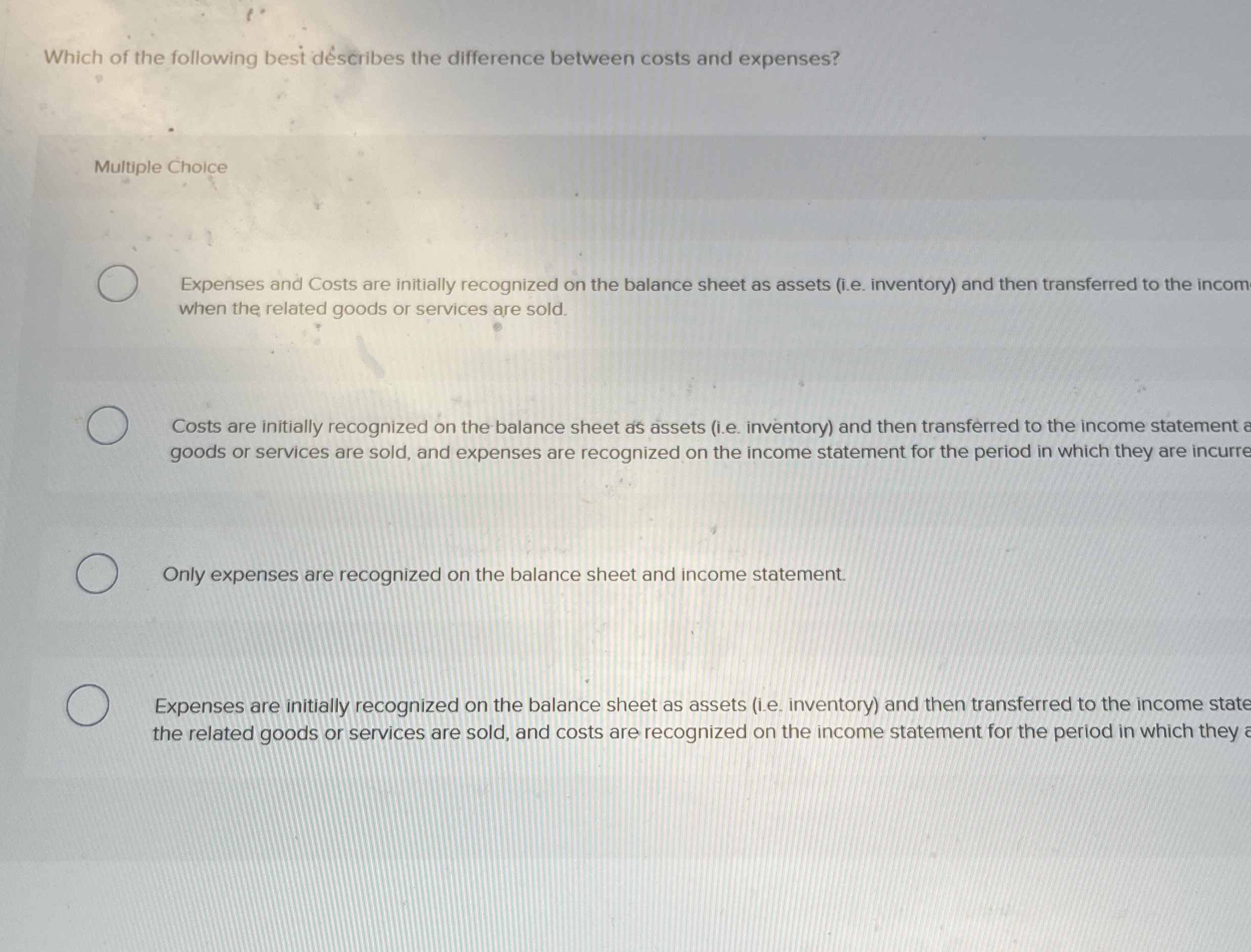 Solved Which of the following besi déscribes the difference | Chegg.com