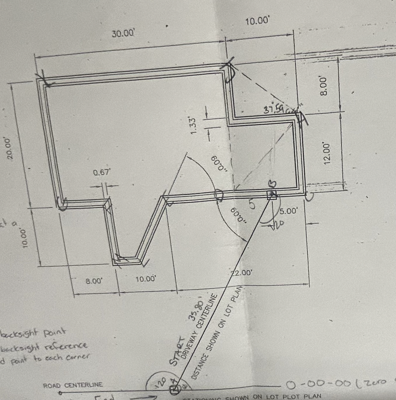Solved Using the lengths and angles on this layout, use the | Chegg.com