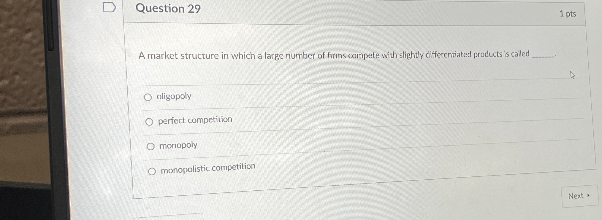 Solved Question 291 ﻿ptsA market structure in which a large | Chegg.com
