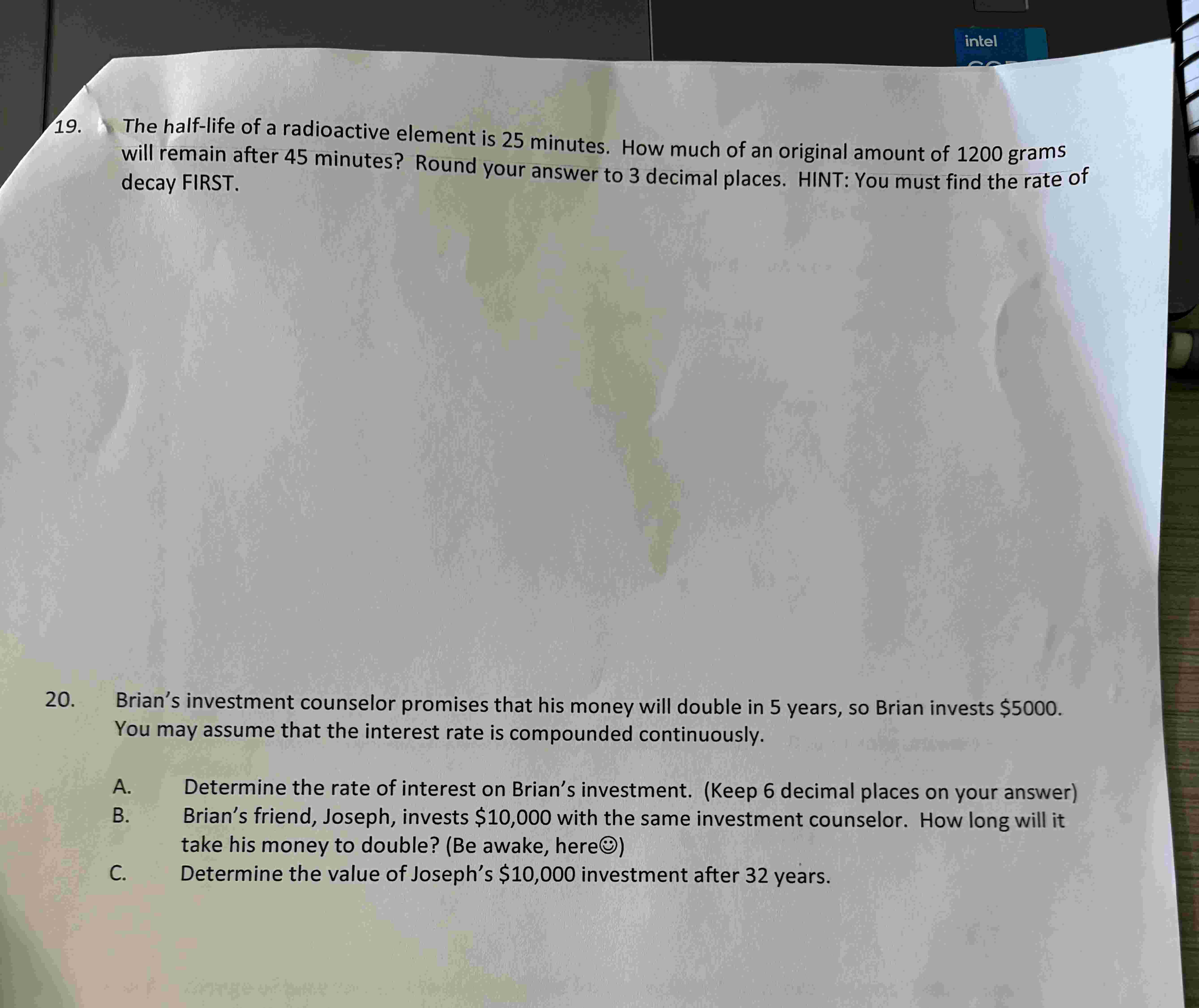 Solved The half-life of ﻿a radioactive element is 25 | Chegg.com