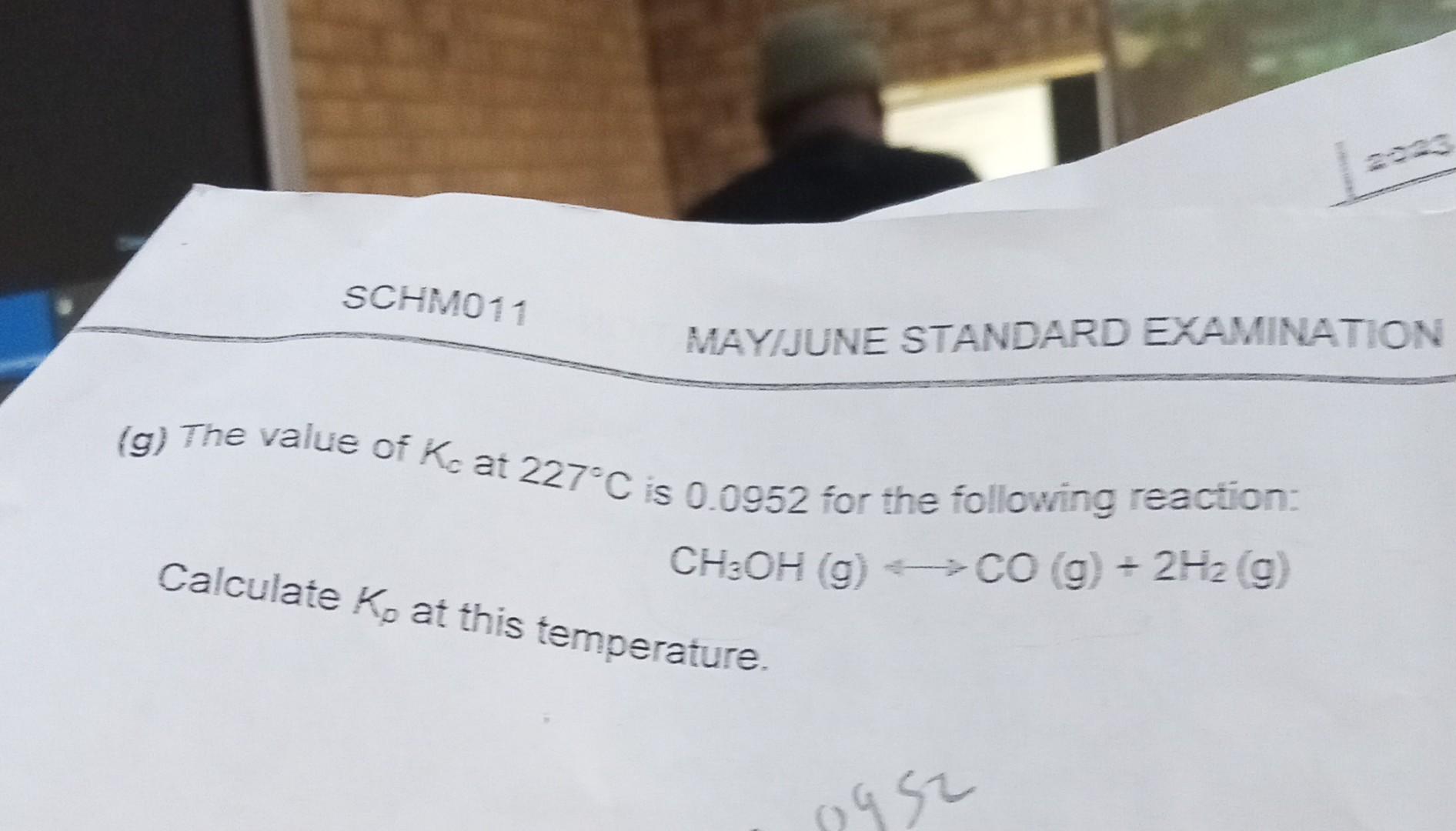 Solved (a) A sample of C7H5 N3O4, contains 0.4662 moles of | Chegg.com