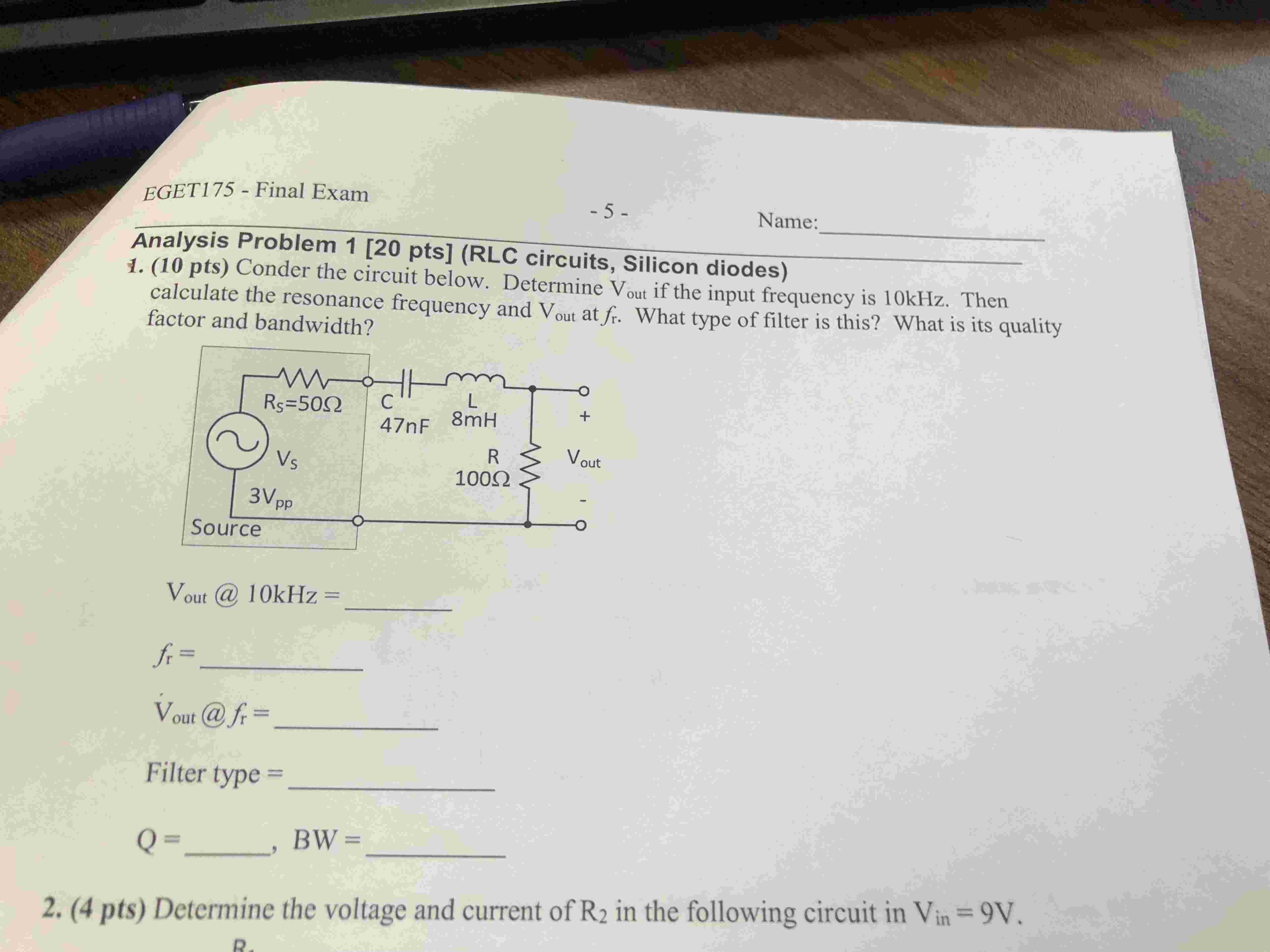 Solved Consider the circuit below. Determine Vout if ﻿the | Chegg.com