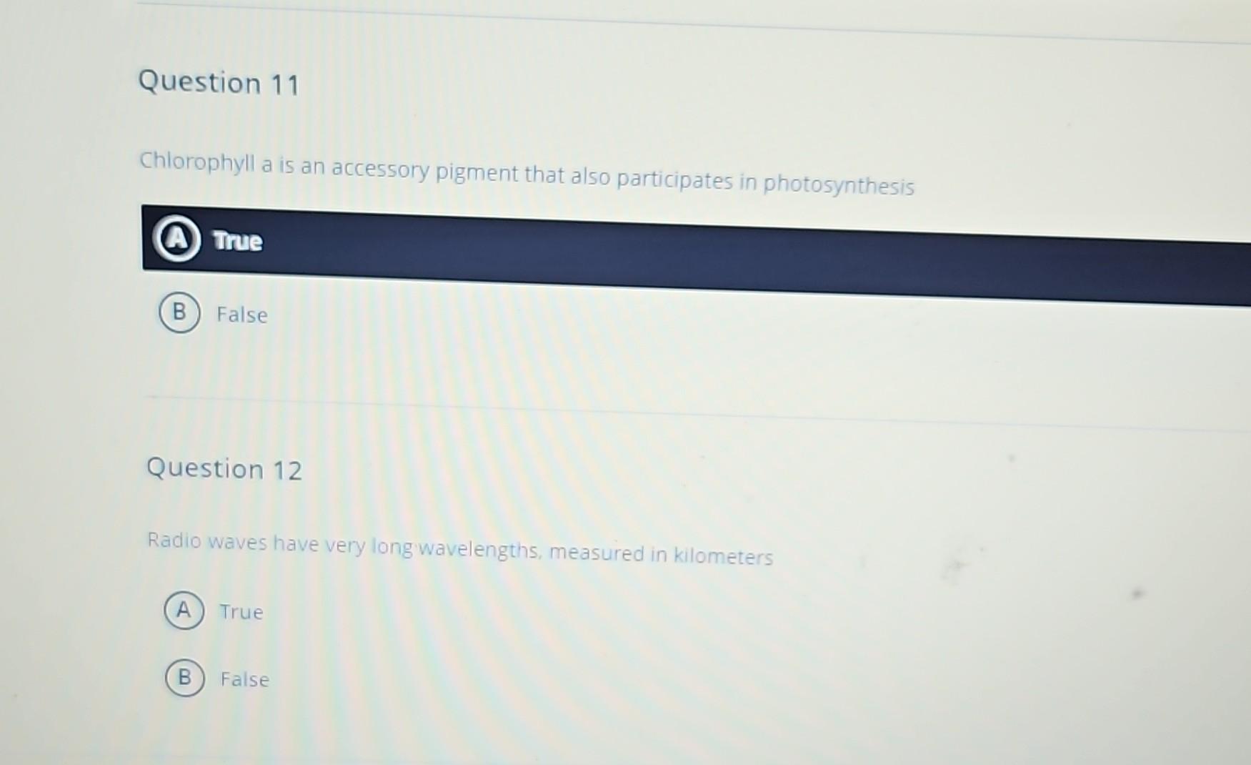 Chlorophyll a is an accessory pigment that also | Chegg.com