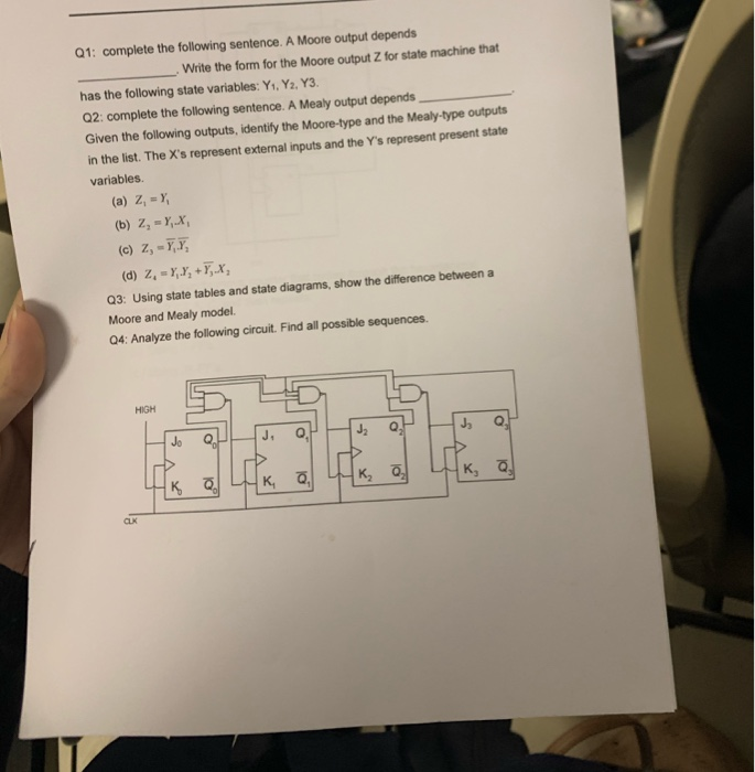 Solved Moore and Mealy model. Q4: Analyze the following | Chegg.com