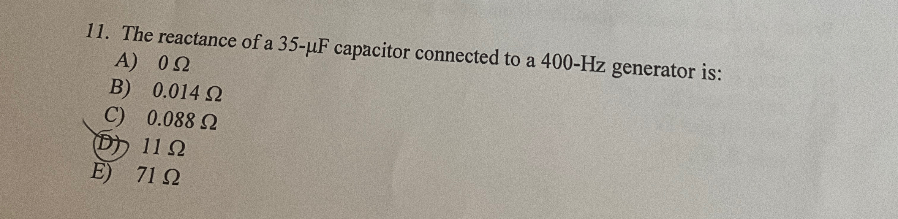 Solved The reactance of a 35-μF ﻿capacitor connected to a | Chegg.com