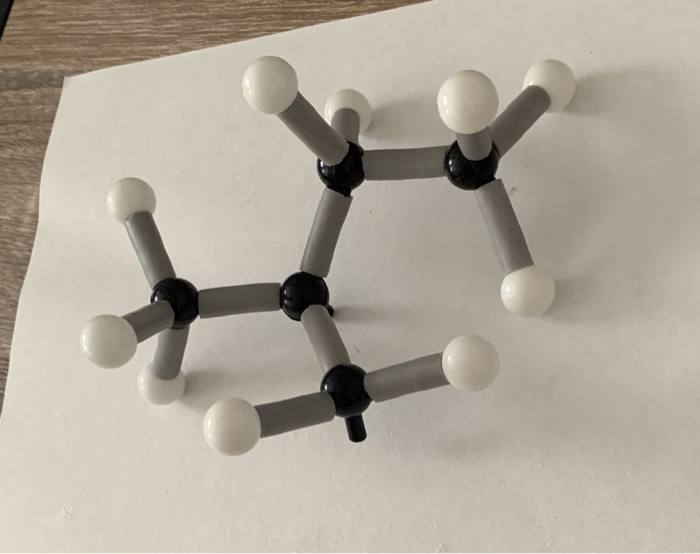 Solved 11 Pick up the model and rearrange the atoms to | Chegg.com