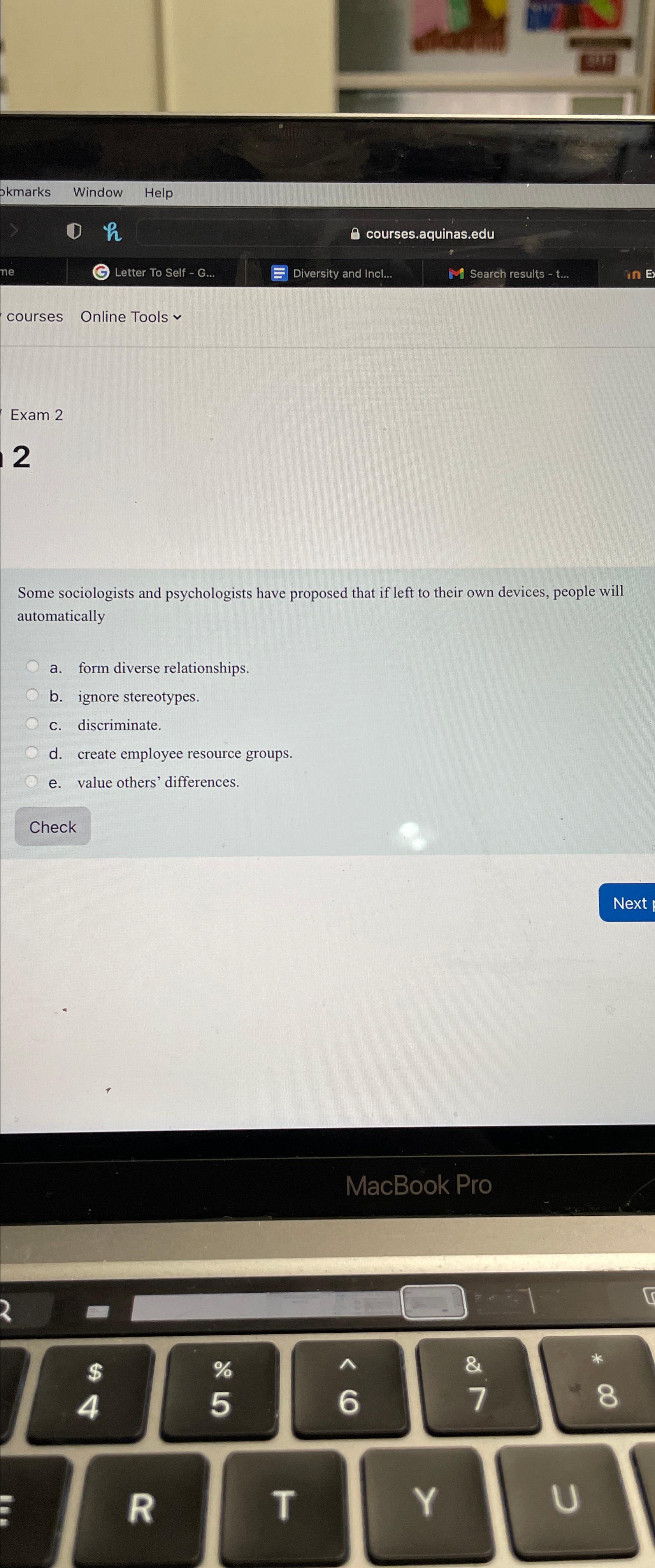 Solved courses Online Tools vvExam 22Some sociologists and | Chegg.com