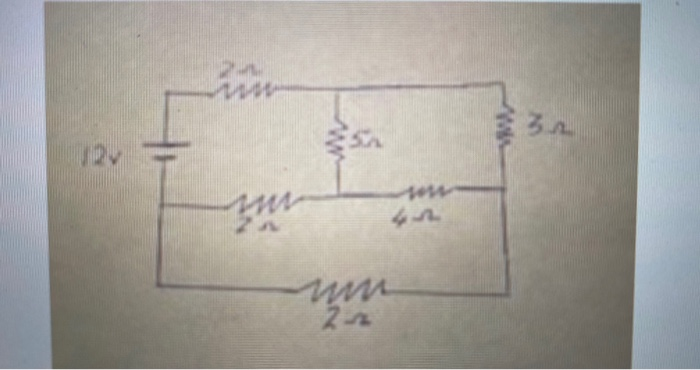 Solved QUESTION 1 Determina la corriente que circula por la | Chegg.com