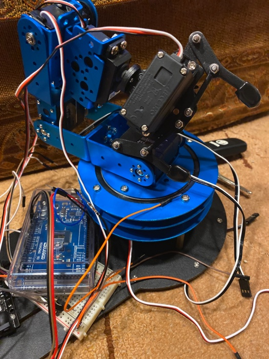 Hi , I need help with this code , my problem is the | Chegg.com