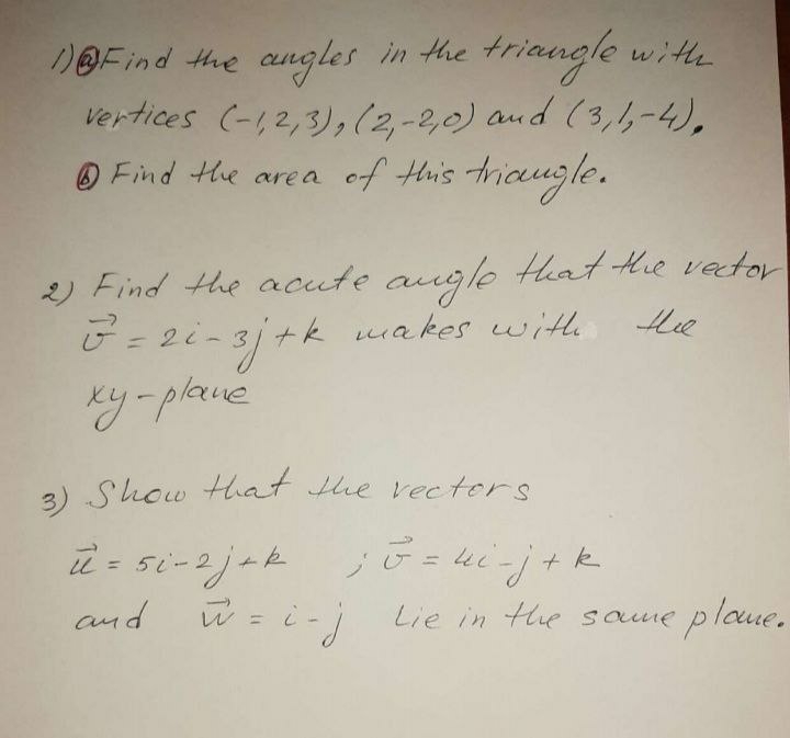 Solved @Find the angles in the triangle with vertices | Chegg.com